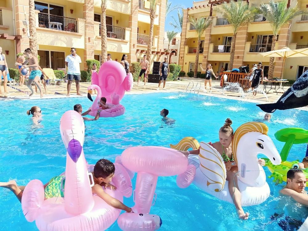 SEA BEACH EDGE BY ROTANA ::: شرم الشيخ، مصر ::: قارن أسعار الفندق‬